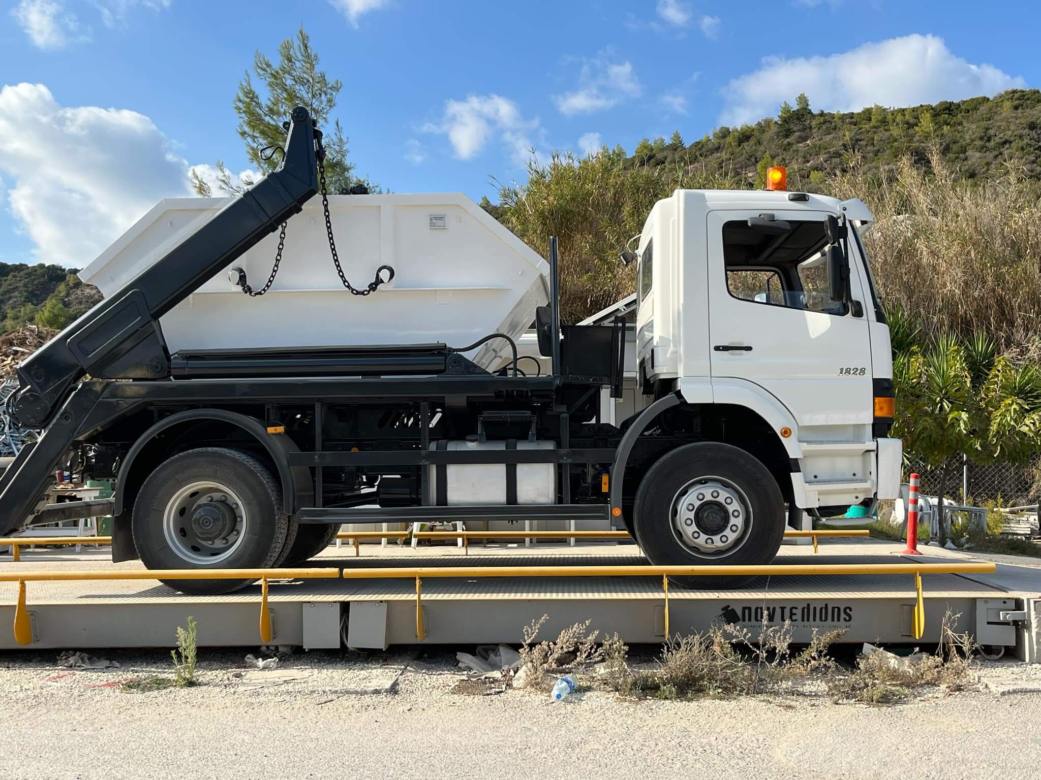 Κάδοι Μπάζων Χαλκιδική / Αδραμερινός Group